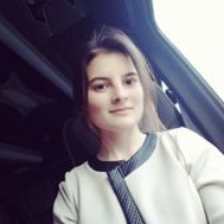 Loop | Adelina Andreea Siriteanu