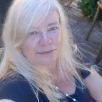 Loop | Elena Ferrari