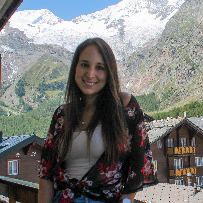 Loop | Angela Navarro