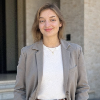 Loop | Viktoriia Smirnova