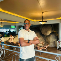 Loop | Allen Rweyendera