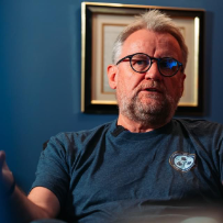 Loop | Derek Paddy Farrell MBE