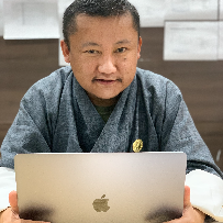 Loop | Sangay Rinchen